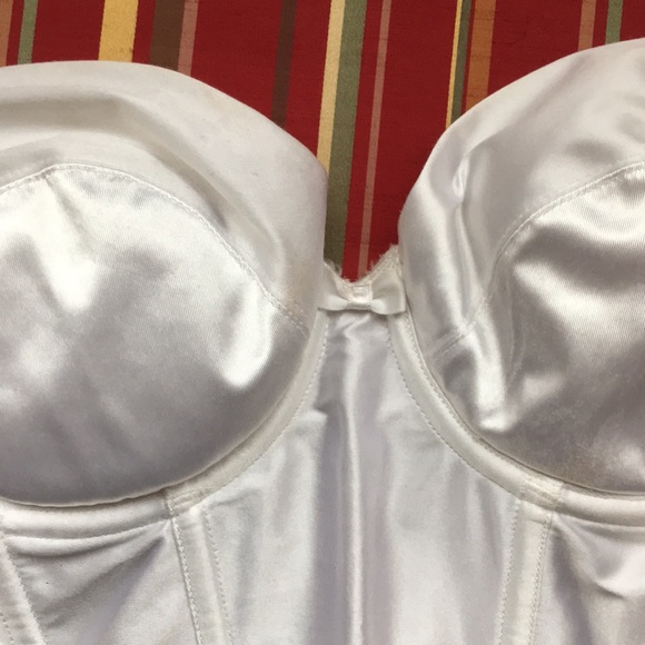 Wonderbra | Intimates & Sleepwear | Wonderbra White Corset | Poshmark